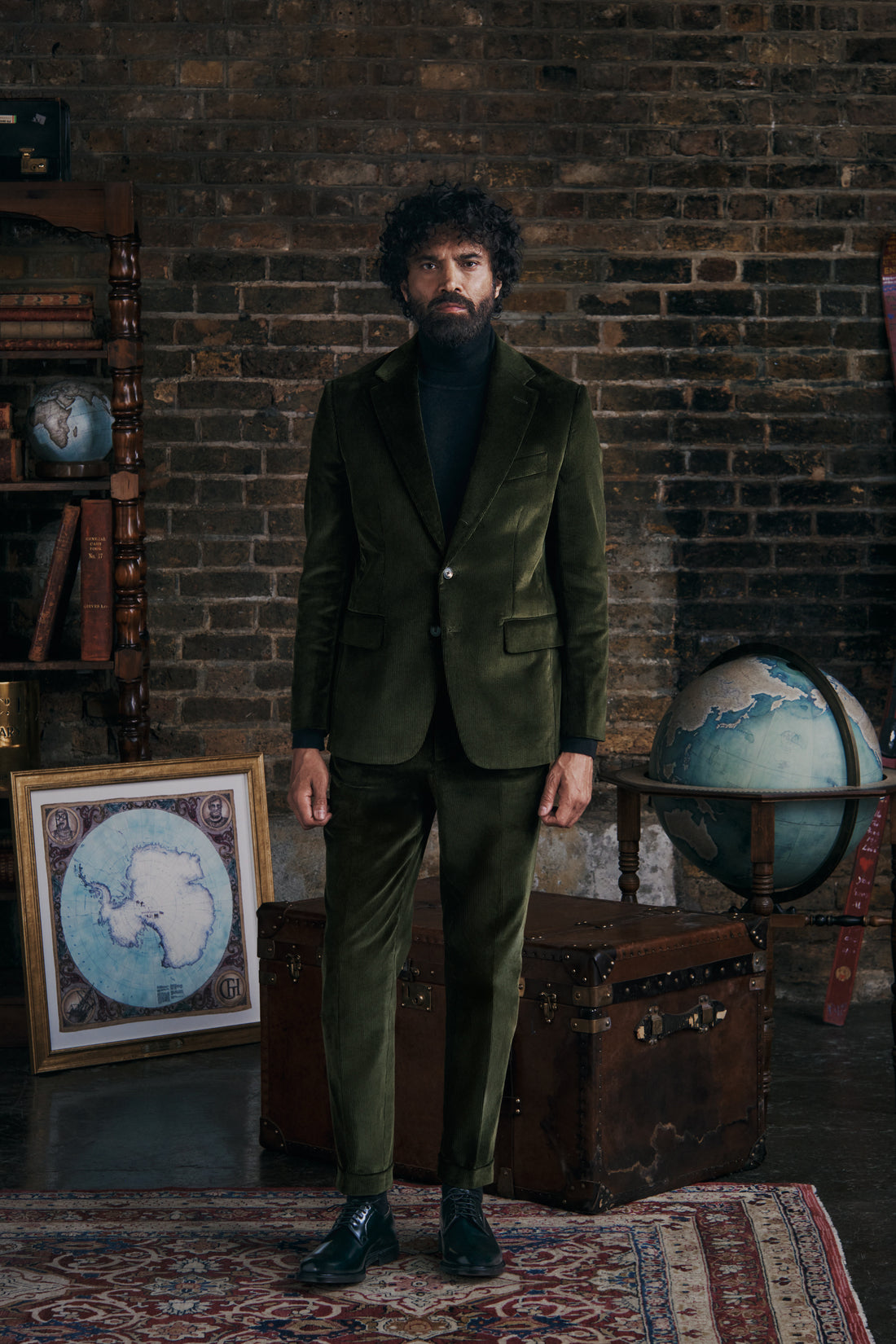 Bespoke Tailoring | Luxury Menswear & Tailoring | Gieves & Hawkes