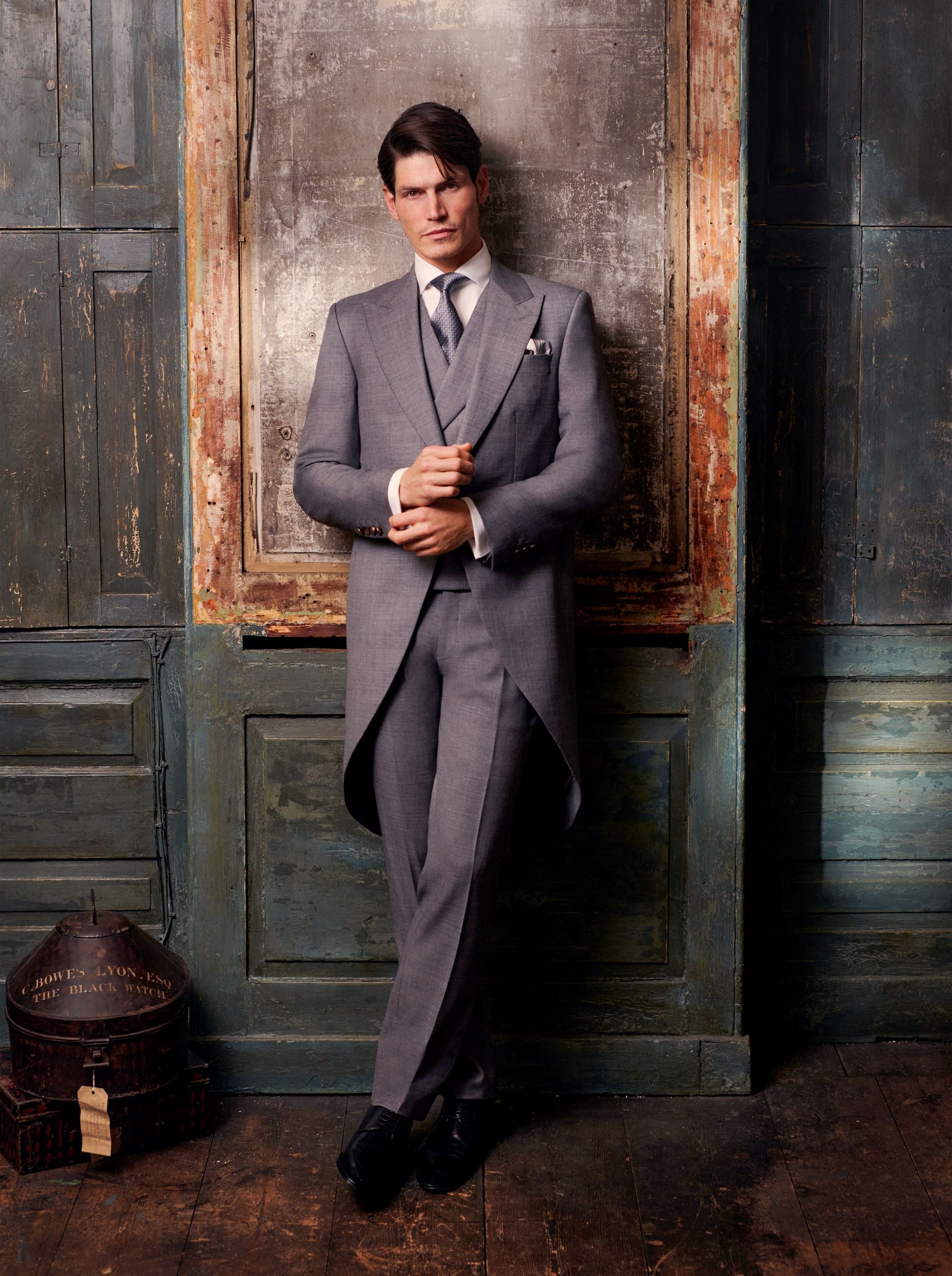 Luxury Menswear & Tailoring | Gieves & Hawkes